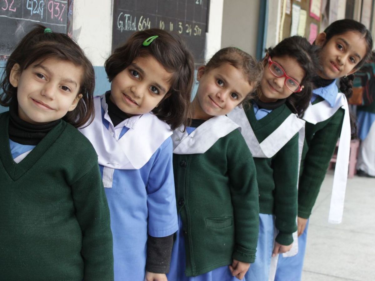Non-profit supports 1,000 students to pursue higher education each year ...